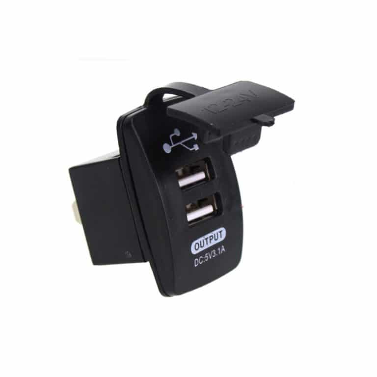 USB Aljzat Autóba - Royal Tuning Autó és Motoros Kiegészítő Webshop